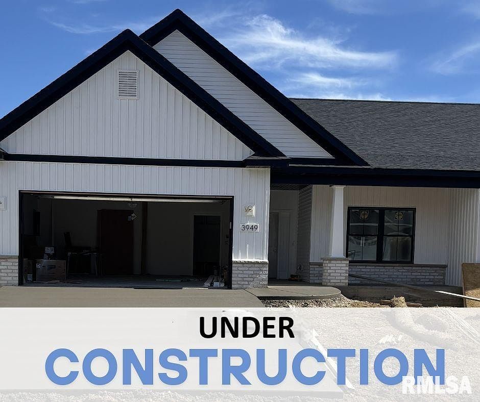 3949 Meadowlark Ct, Bettendorf, IA 52722 | Zillow