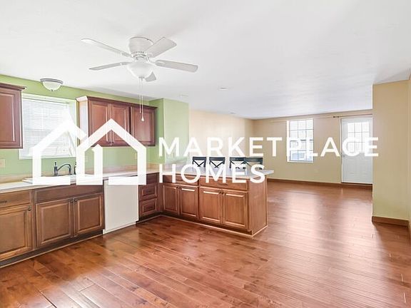 410 Pike St #3, Meadow Lands, PA 15347 | Zillow