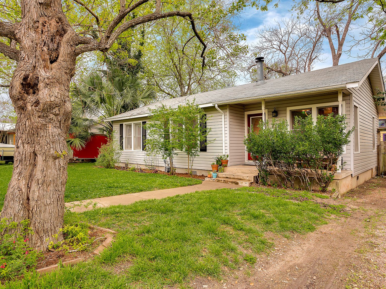 5806 Link Ave, Austin, TX 78752 | Zillow