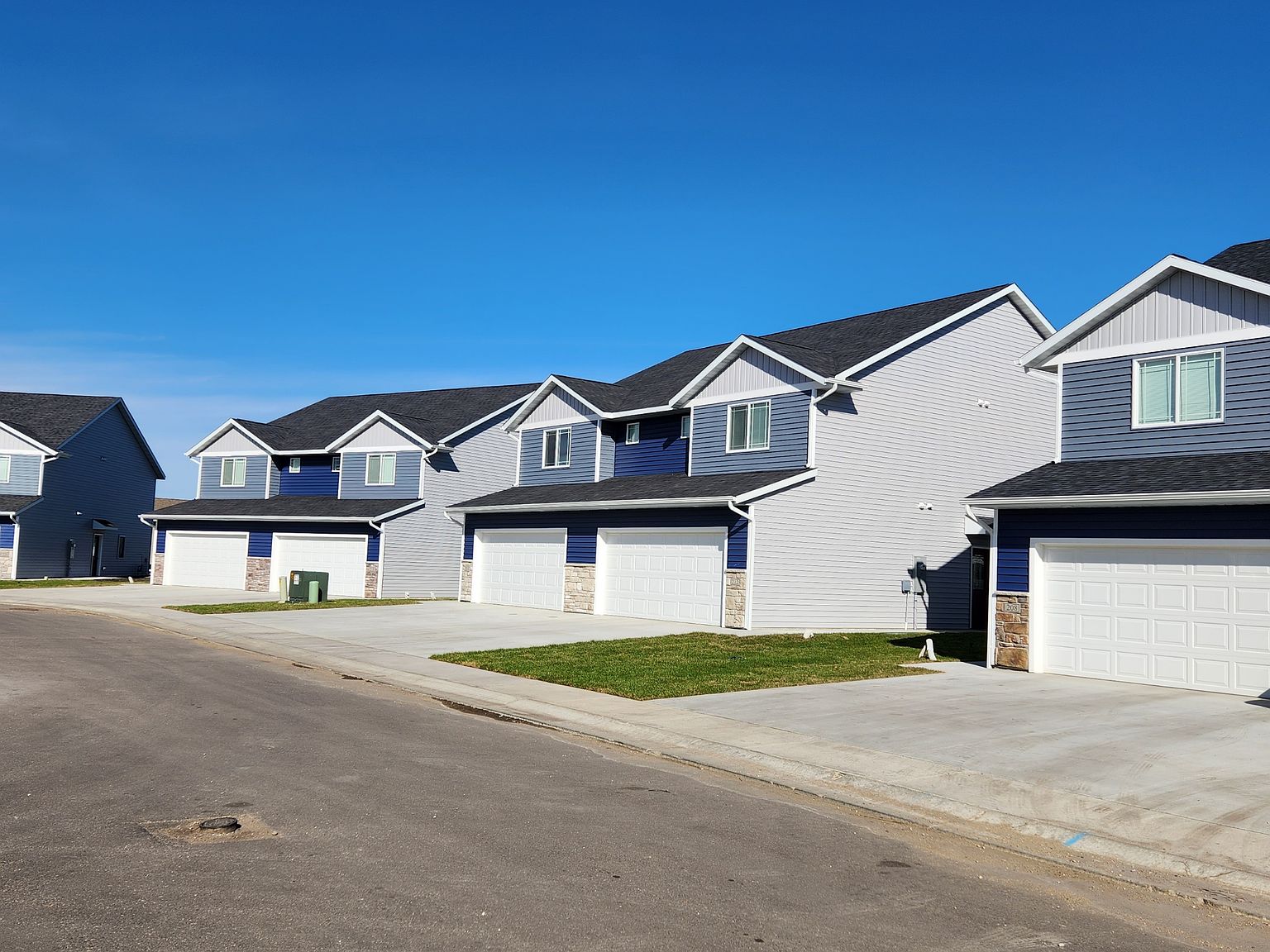 211 Timberwolf Dr, Mankato, MN 56001 | Zillow