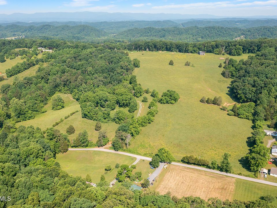 5417 Wolfenbarger Ln, Knoxville, TN 37938 | Zillow