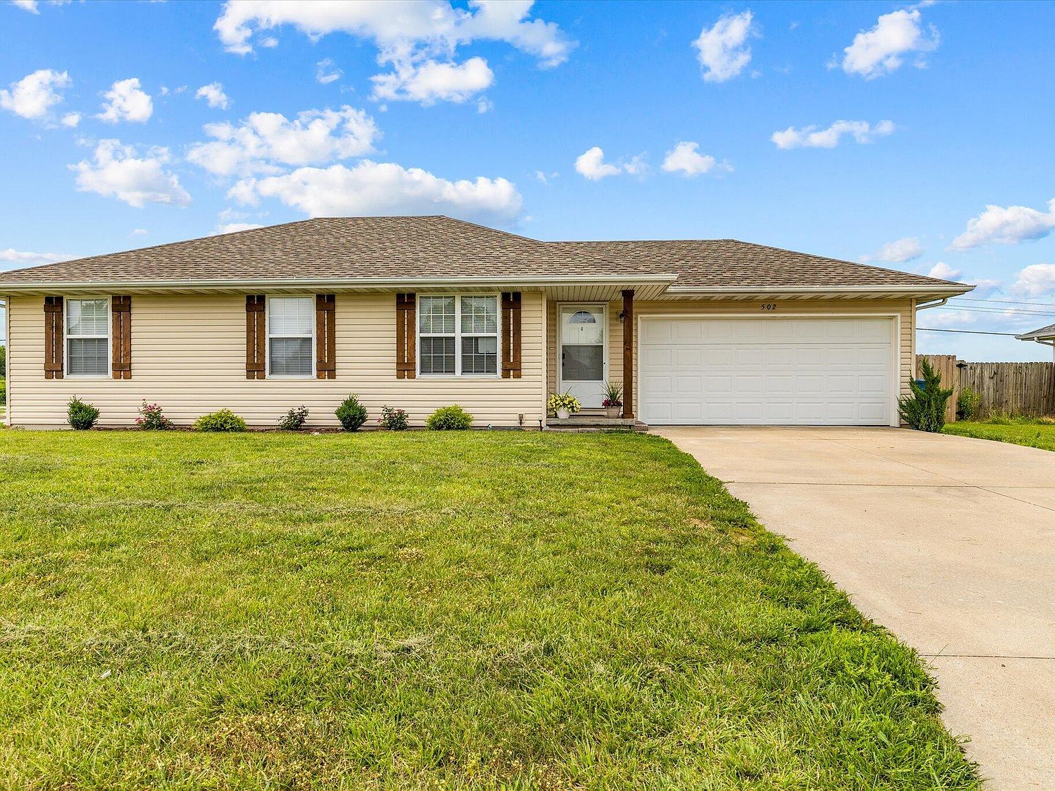 502 Sugar Lane, Clever, MO 65631 | MLS #60246236 | Zillow