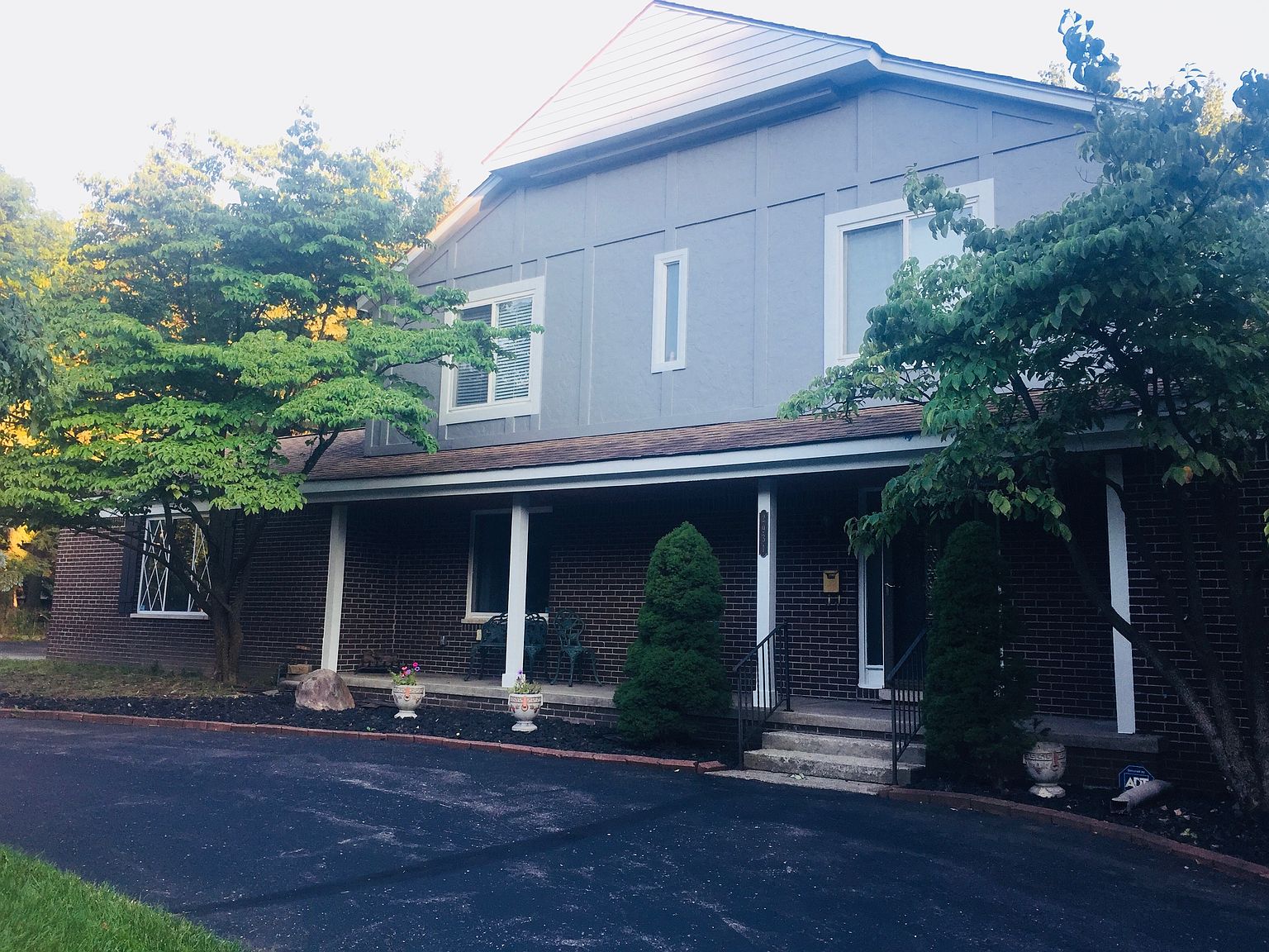 2931 W Avon Rd, Rochester Hills, MI 48309 | Zillow