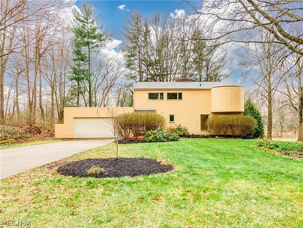 344 Silver Ridge Dr, Akron, OH 44321 | Zillow