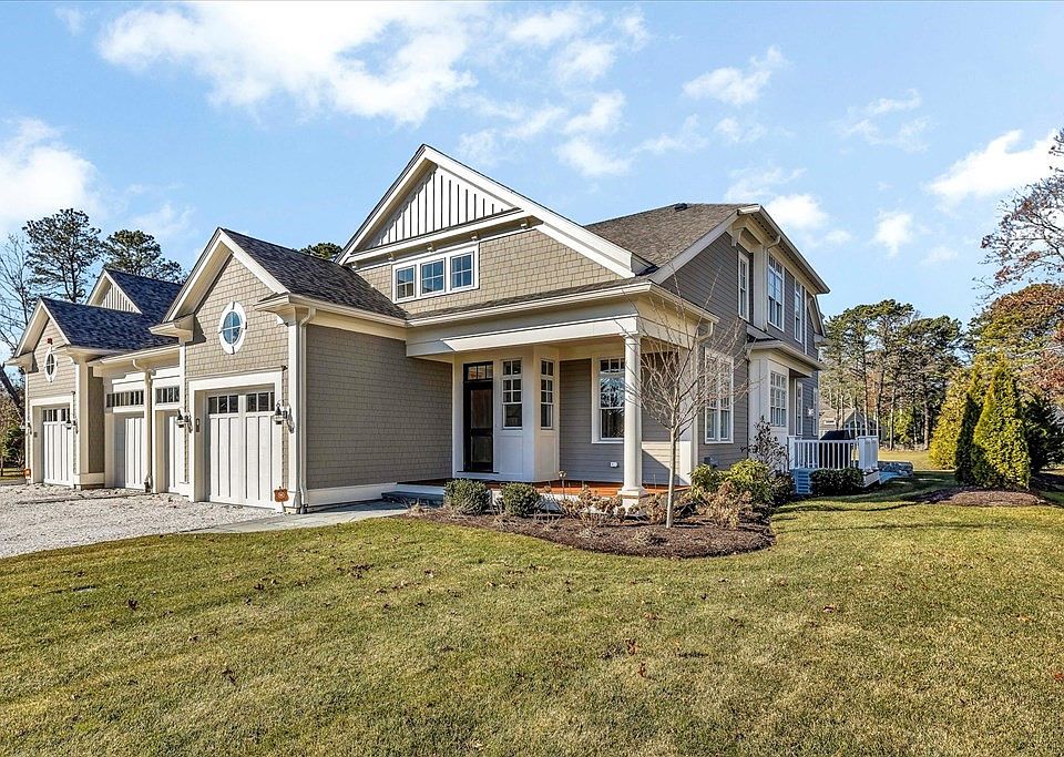 4-4B Clayton Cir, Mashpee, MA 02649 | MLS #73193137 | Zillow