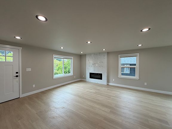 7923 32nd Ave SW #A, Seattle, WA 98126 | Zillow