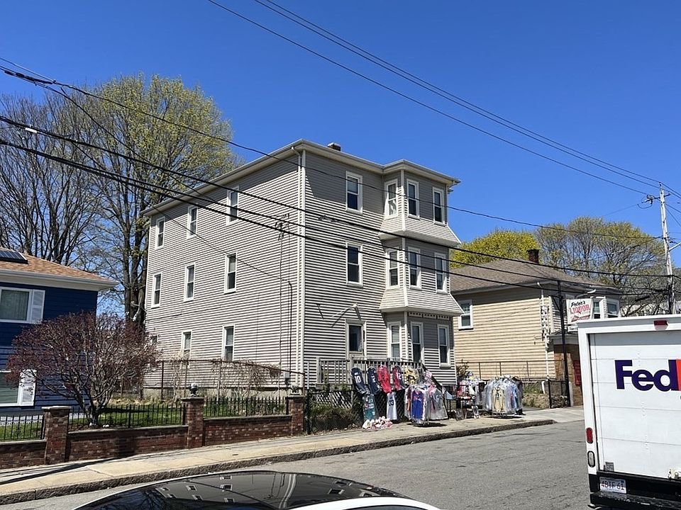 983 Rodman St, Fall River, MA 02721 | Zillow