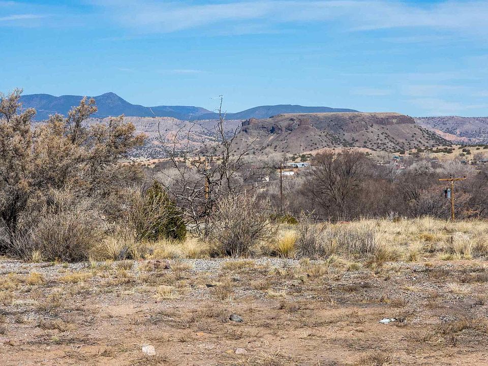 352 County Road 84, Santa Fe, NM 87506 | Zillow