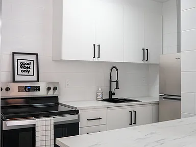 The Crossways Complex - 2360 Dundas St W Toronto ON | Zillow