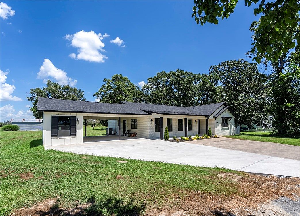 21158 W Highway 62, Lincoln, AR 72744 | MLS #1302310 | Zillow