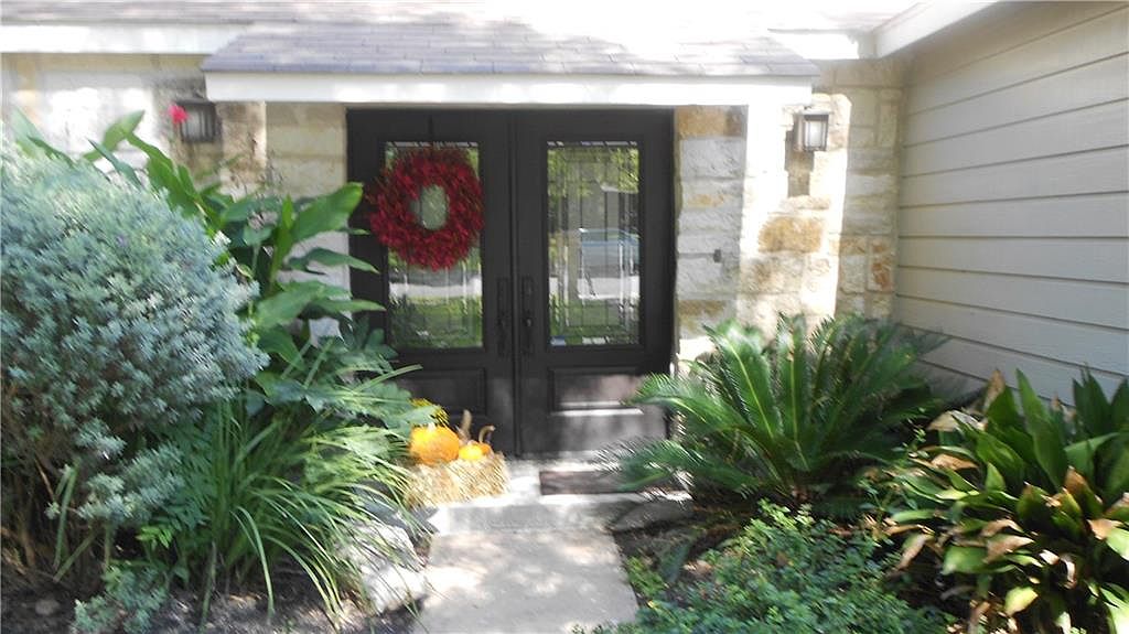 11003 Alhambra Dr, Austin, TX 78759 | Zillow
