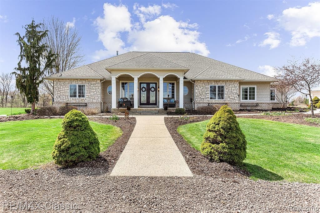 275 Maxfield Rd, Brighton, MI 48114 | MLS #20230028594 | Zillow