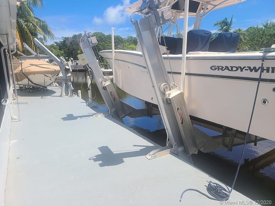 354 Vaca Rd, Key Largo, FL 33037 | Zillow