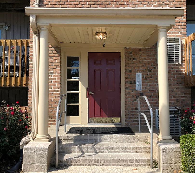 8 Cloverwood Ct APT 104, Essex, MD 21221 | Zillow