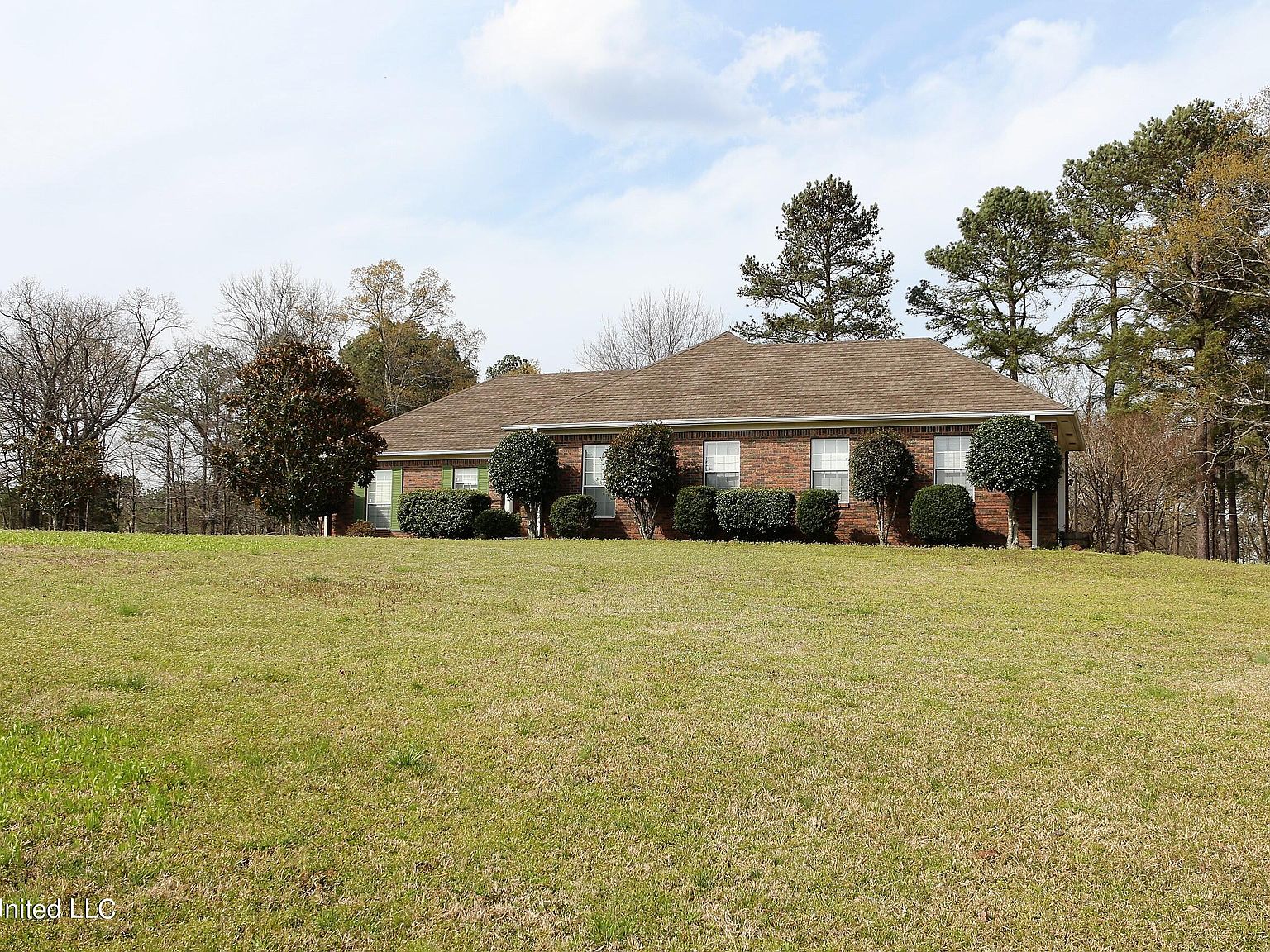 700 Martin Luther King Jr Dr, Holly Springs, MS 38635 | Zillow