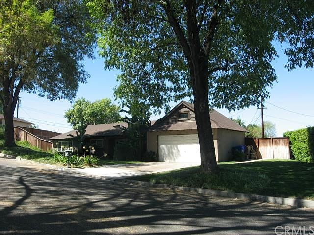 6331 Crestview Ct, Riverside, CA 92506 | Zillow