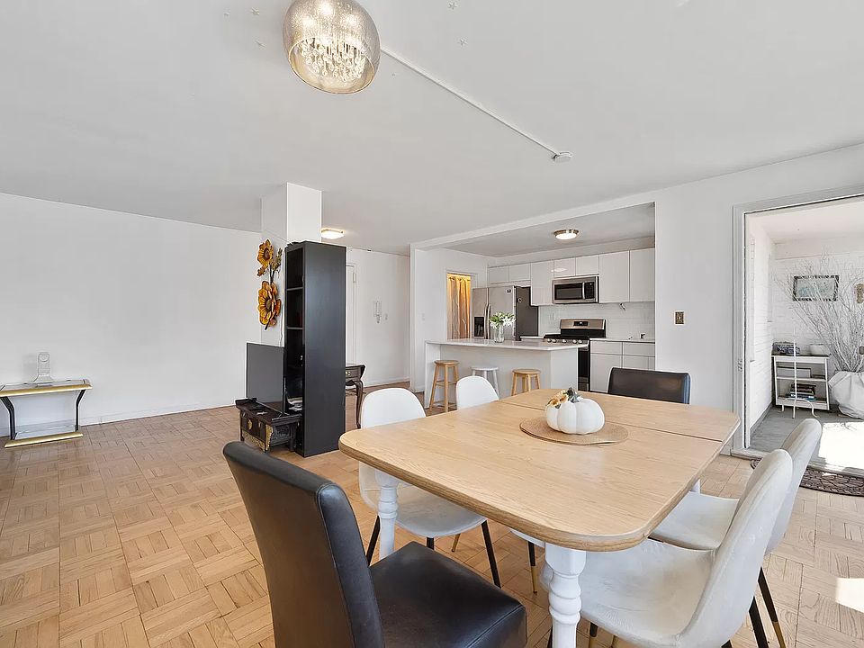 3131 Grand Concourse Bronx NY | Zillow