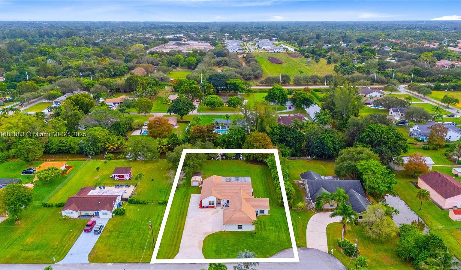 2940 SW 155th Ln, Davie, FL 33331 | MLS #A11688083 | Zillow
