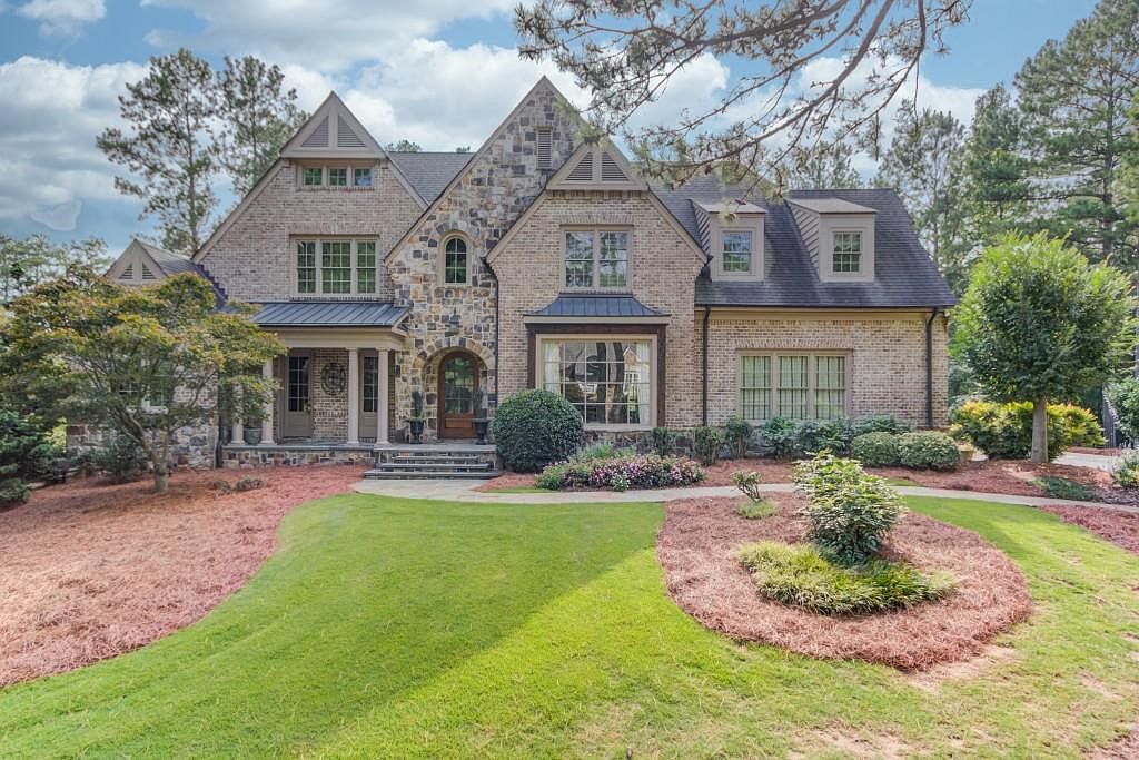 898 Middle Fork Trl, Suwanee, GA 30024 | MLS #7277323 | Zillow