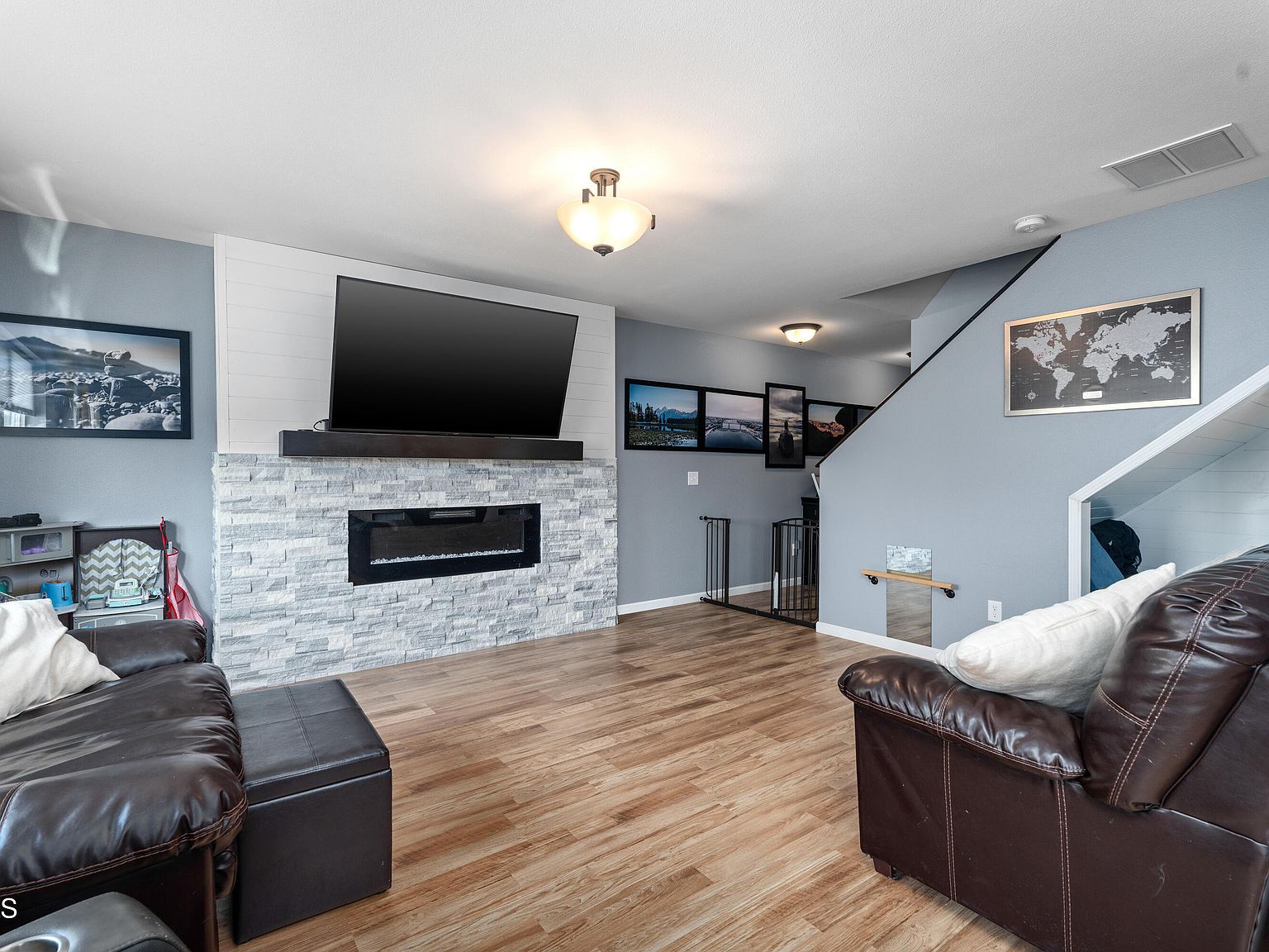 1055 Madison Ln, Bismarck, ND 58503 | Zillow