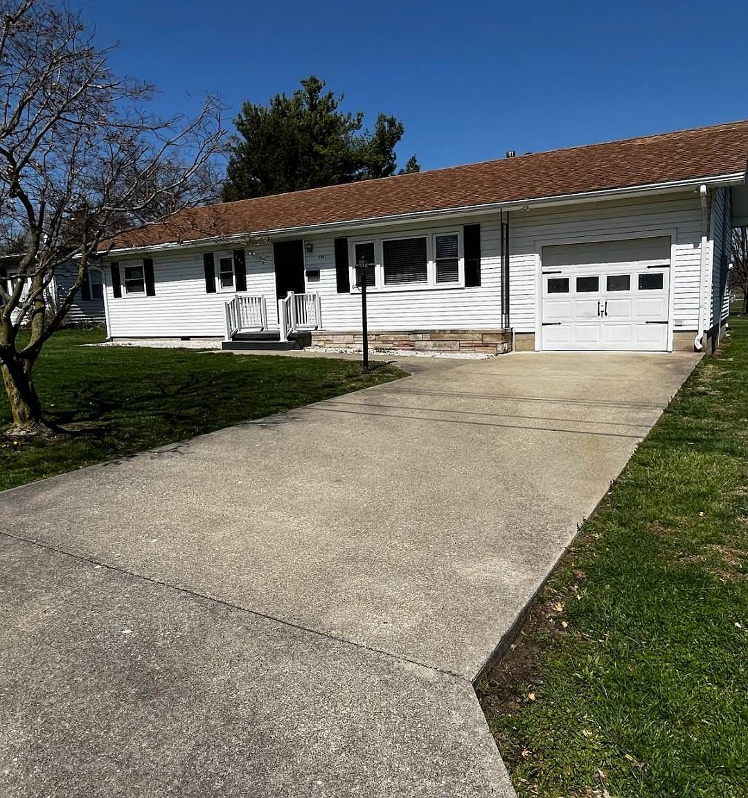 2301 Devonshire Dr LOT 4, Lawrenceville, IL 62439 | MLS #11164614 | Zillow