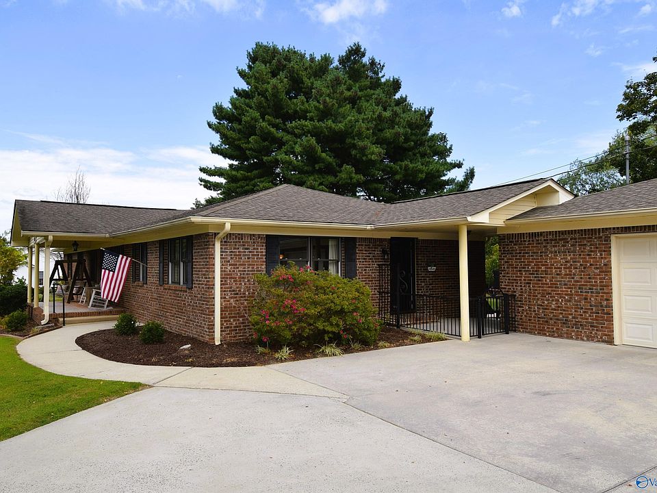 8177 Simpson Point Rd, Grant, AL 35747 | MLS #21843066 | Zillow