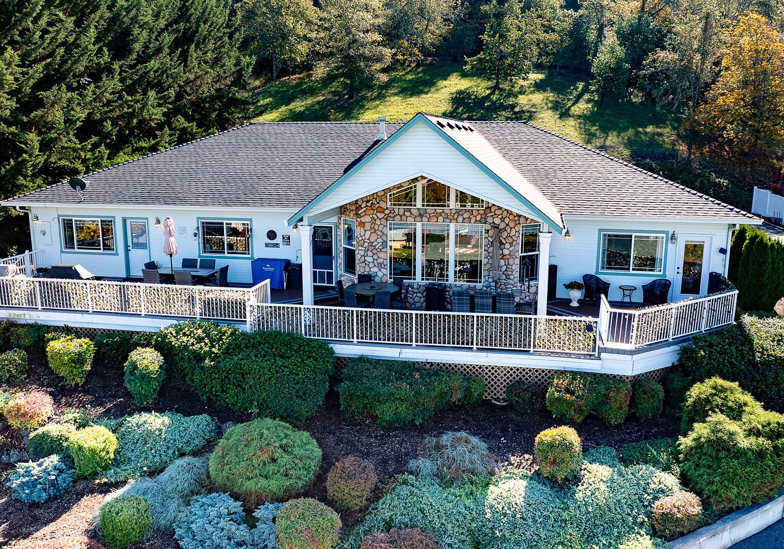 1114 W Winter Ridge Dr, Roseburg, OR 97471 | Zillow