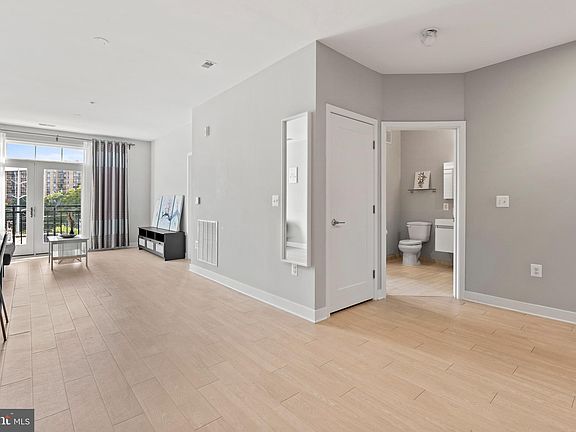 989 S Buchanan St UNIT 324, Arlington, VA 22204 | MLS #VAAR2036638 | Zillow