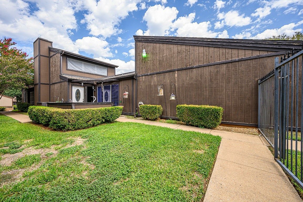 5601 Boca Raton Blvd, Fort Worth, TX 76112 | Zillow