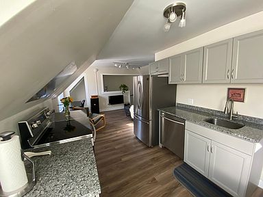 271 Spring St, Portland, ME 04102 | Zillow