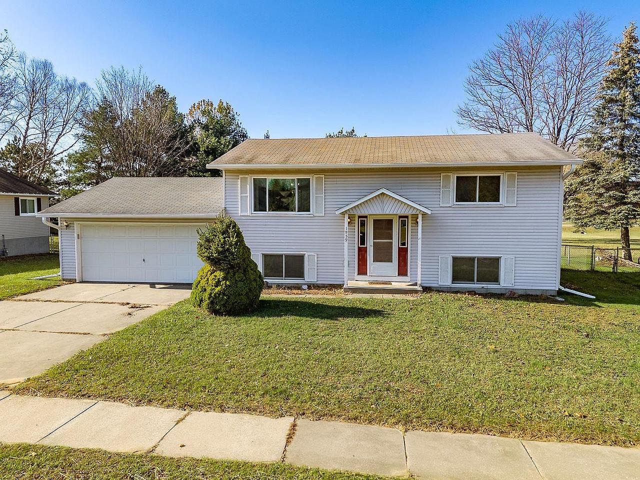1959 Amanda Drive, Reedsburg, WI 53959 | Zillow