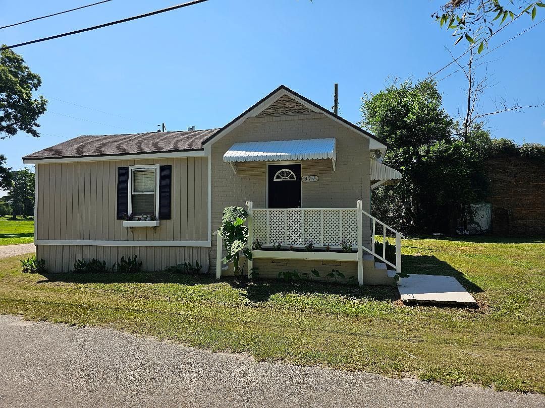 114 Peachtree, Kinston, AL 36453 | MLS #24424 | Zillow