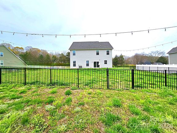 5104 Tom Starnes Rd, Waxhaw, NC 28173 | MLS #4121818 | Zillow 5104 Tom Starnes Rd, Waxhaw, NC 28173 | MLS #4121818 | Zillow