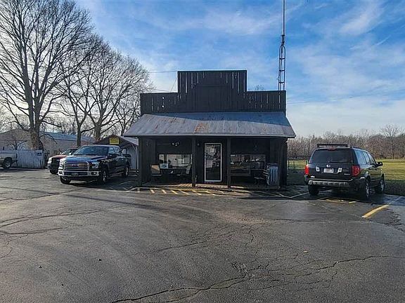 1458 1/2 NW 5th St, Richmond, IN 47374 | Zillow