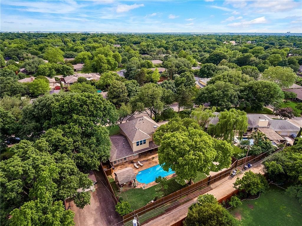 3823 Duchess Trl, Dallas, TX 75229 | Zillow