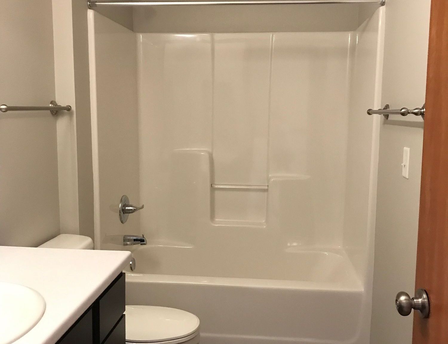 1872 17th Ave N #7, Wahpeton, ND 58075 | Zillow