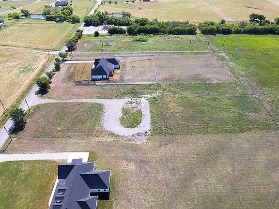 13705 Jackson Rd, Krum, TX 76249 | Zillow