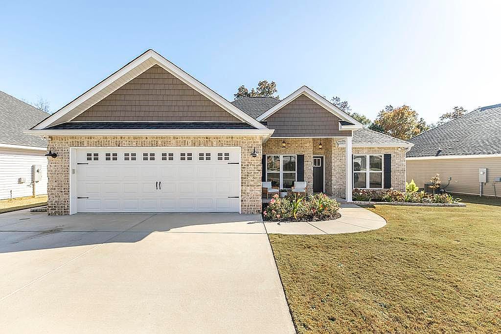 185 Hawks Ridge Trce, Byron, GA 31008 | Zillow
