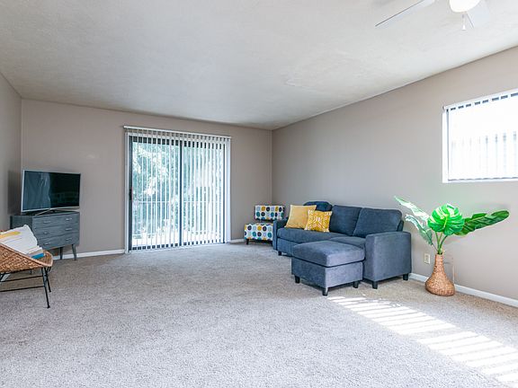 1001-1015 Bluemont Ave #11552609, Manhattan, KS 66502 | Zillow