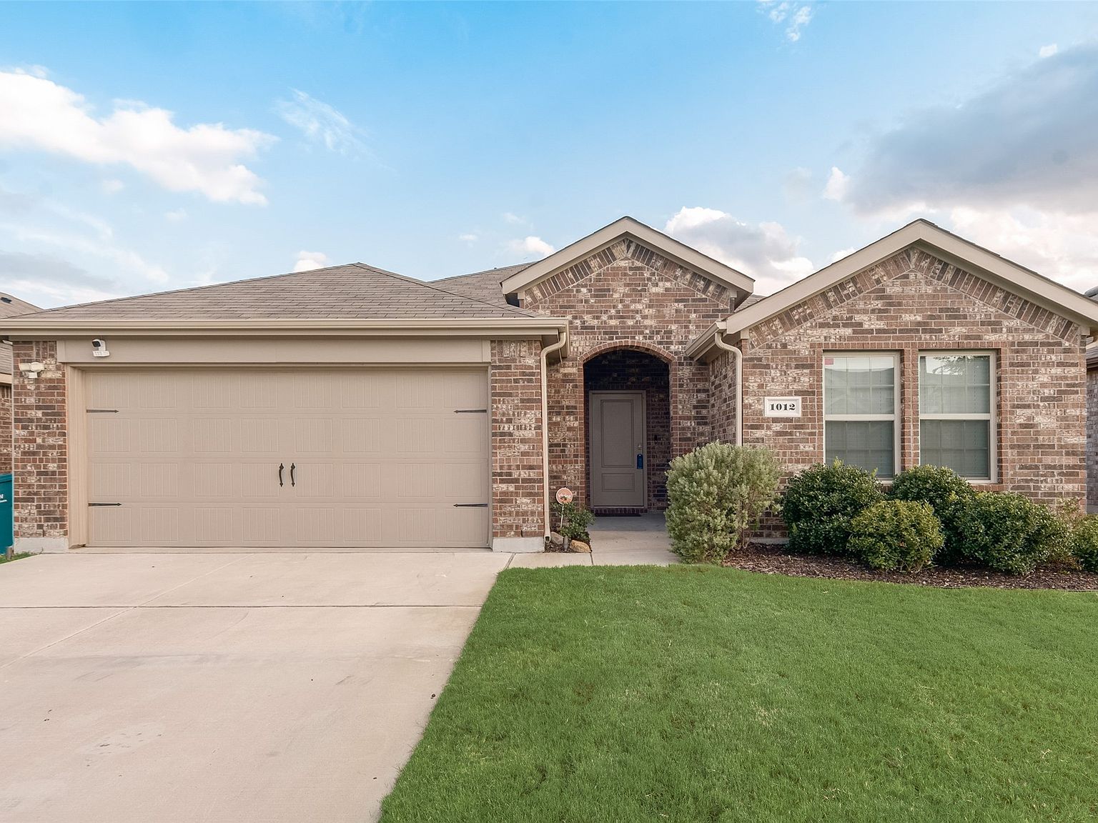 1012 Juno Ln, Denton, TX 76209 | Zillow