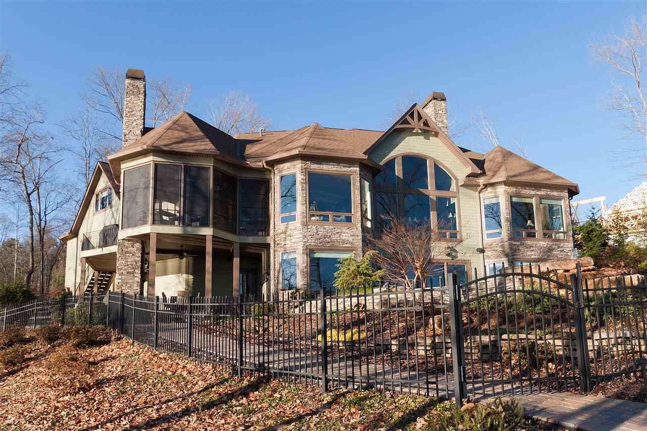 212 N Beacon Shores Dr, Seneca, SC 29672 | Zillow