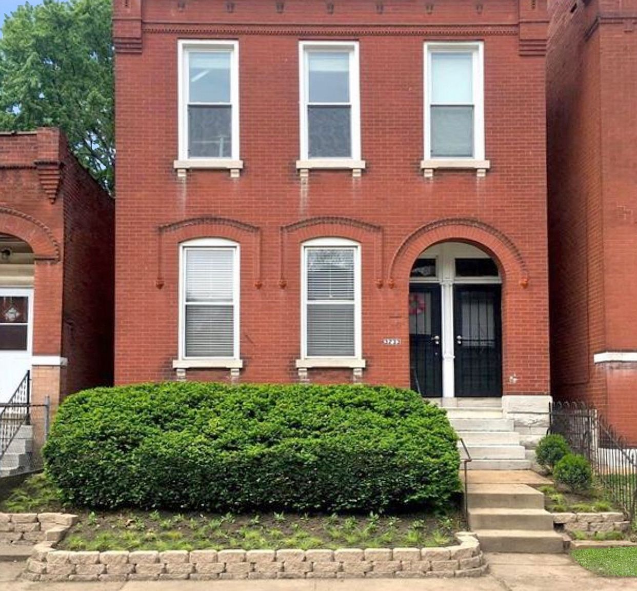 3233 Oregon Ave #2, Saint Louis, MO 63118 | Zillow
