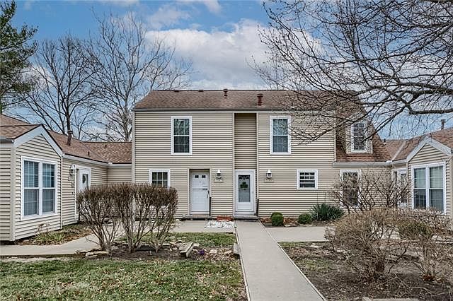 8037 N Stoddard Ave, Kansas City, MO 64152 | Zillow