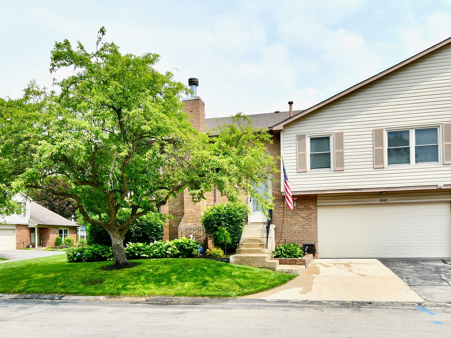 2442 N Willow Way, Indianapolis, IN 46268 | Zillow
