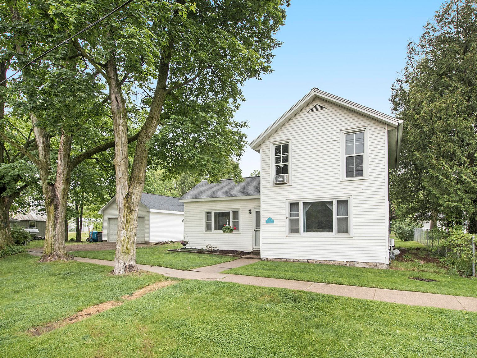 190 E Lake St, Sand Lake, MI 49343 | Zillow