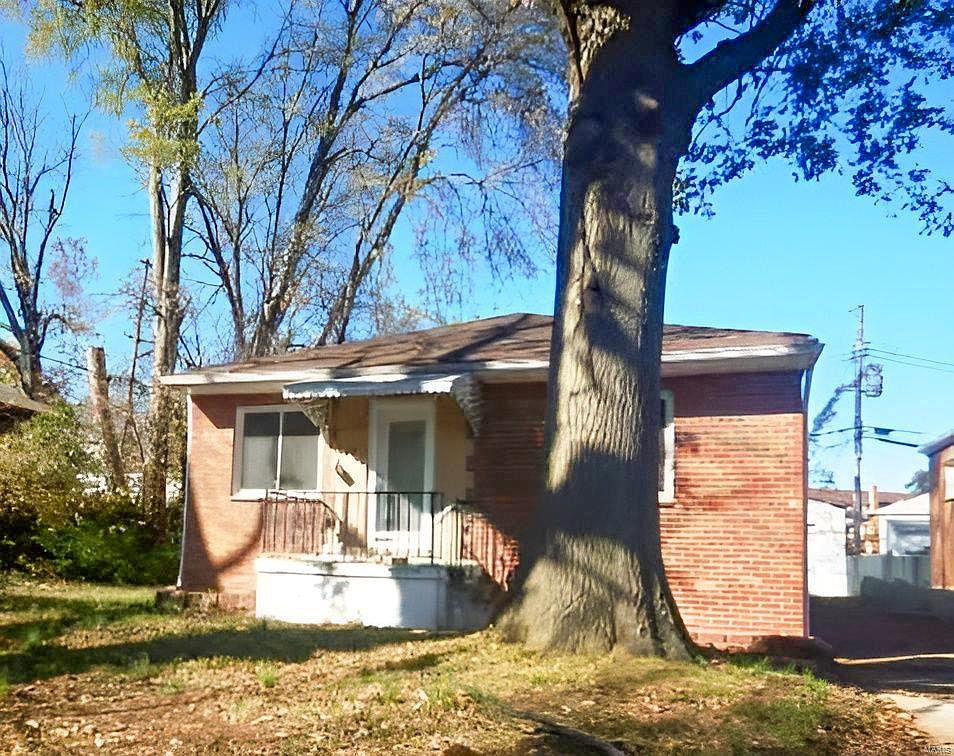 6443 E Ct, Saint Louis, MO 63116 | Zillow