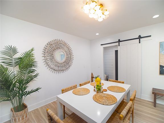 113 Peachtree St, Saint Simons Island, GA 31522 | MLS #1640813 | Zillow