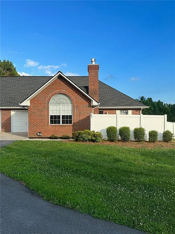 303 Alston Ridge Ct, Cornelia, GA 30531 | Zillow