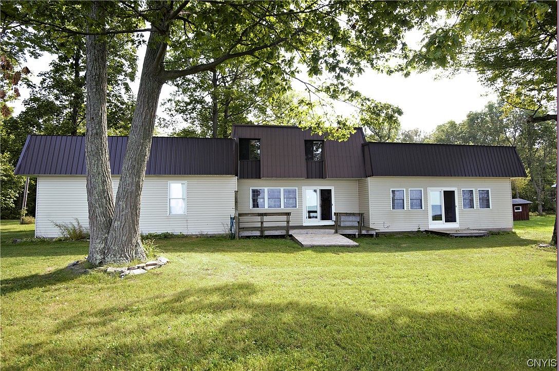 22341 Luff Shores Ln, Three Mile Bay, NY 13693 | MLS #S1499935 | Zillow