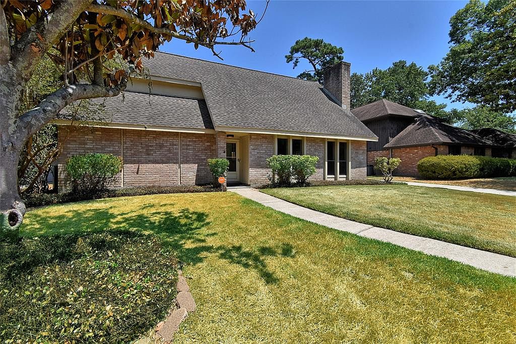 3707 Brook Shadow Dr, Kingwood, TX 77345 | MLS #90103777 | Zillow